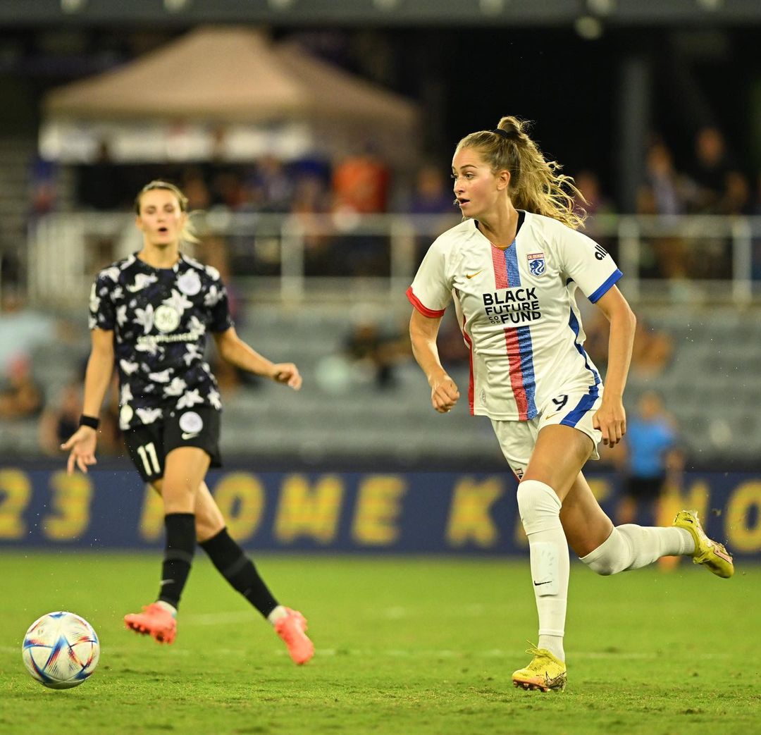 Who is Julio Rodriguez Girlfriend in 2024?